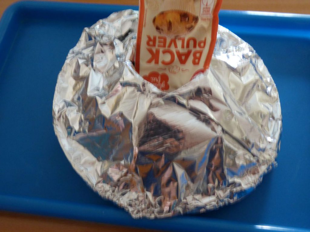 Ein Backpulver Vulkan – Vorgebirgsschule